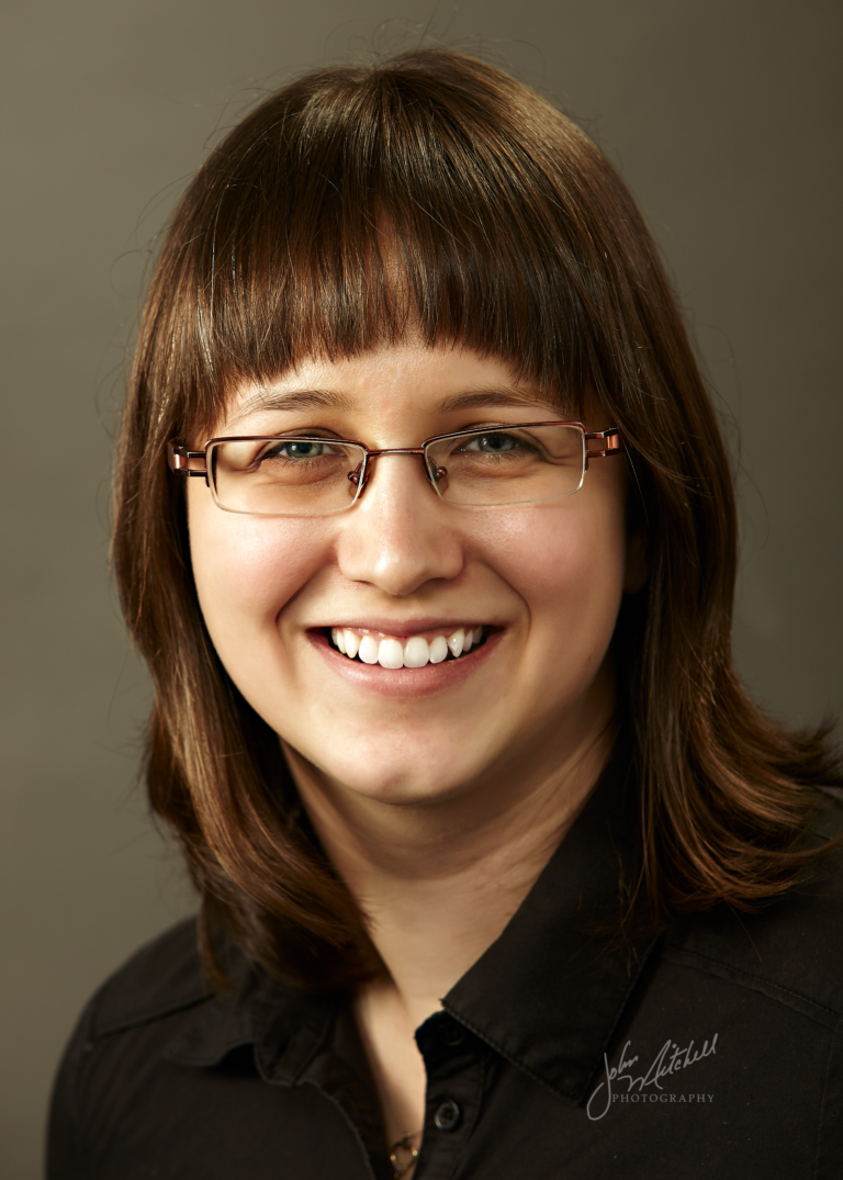 Engaging portraits - Sample 5 - John Mitchell Photography